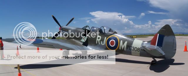Warbird Information Exchange • View topic - Pictures of Spitfire N308WK ...