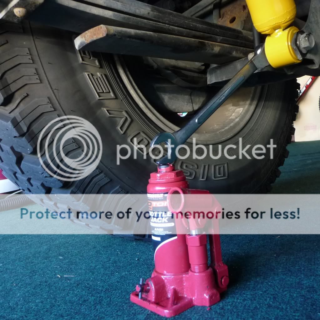 Rear Shock Bolt Question ? | Second Generation Nissan Xterra Forums