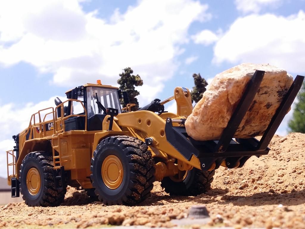 CAT 988K & 992G FORK ATTACHMENT: - General Topics - DHS Forum